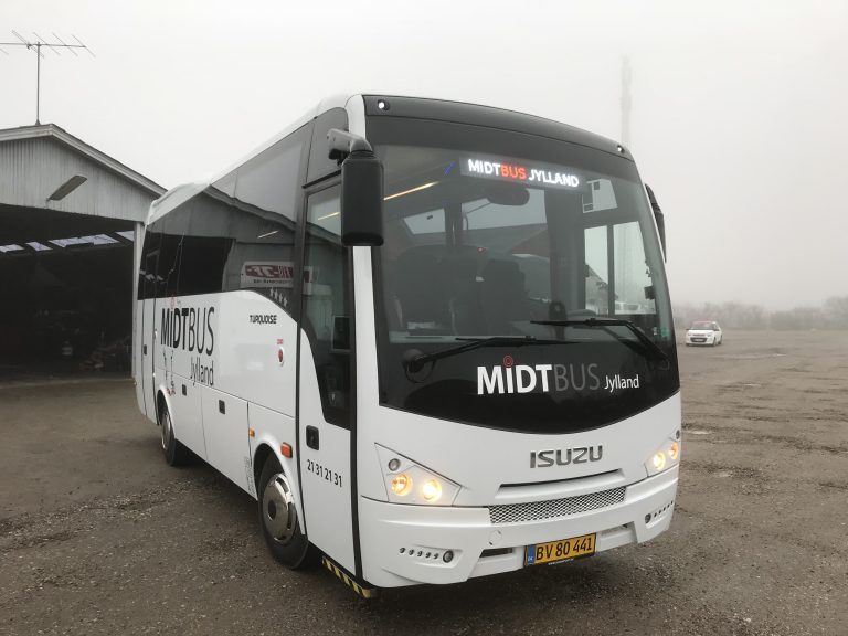 Lej en bus med chauffør | Se vores bustyper nu! - Midtbus Jylland